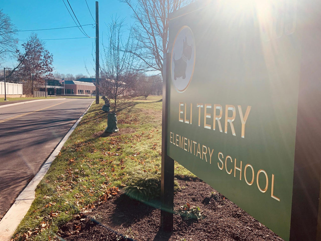 Eli Terry Middle School - Colossale Siteworks